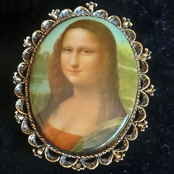 Vintage | Jewelry | Vintage Gerrys Goldtone Filigree Border Frame Mona ...